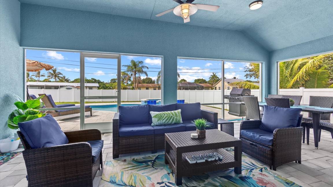 House ∙ 3 Bedrooms ∙ 8 Guests - Stuart, FL
