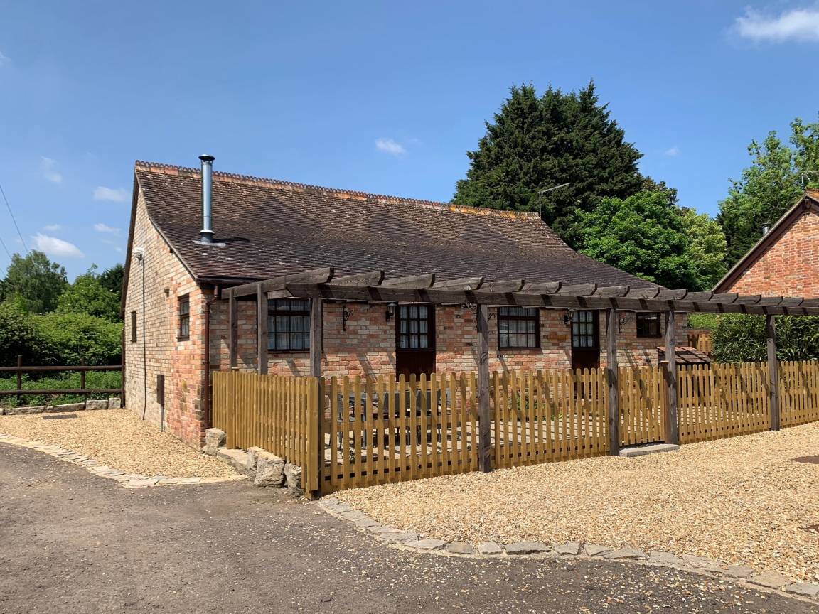 Cottage ∙ 3 Bedrooms ∙ 6 Guests - Wareham