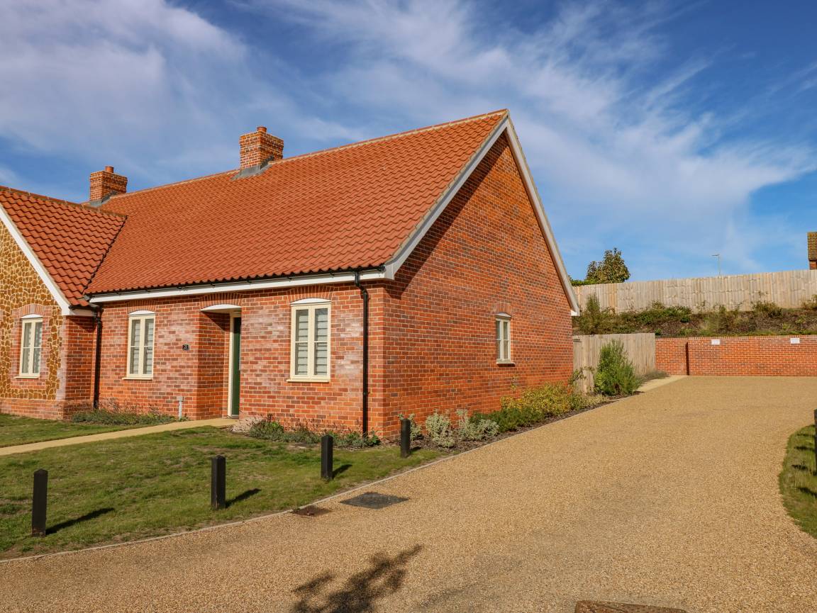 Cottage ∙ 2 Bedrooms ∙ 4 Guests - Hunstanton