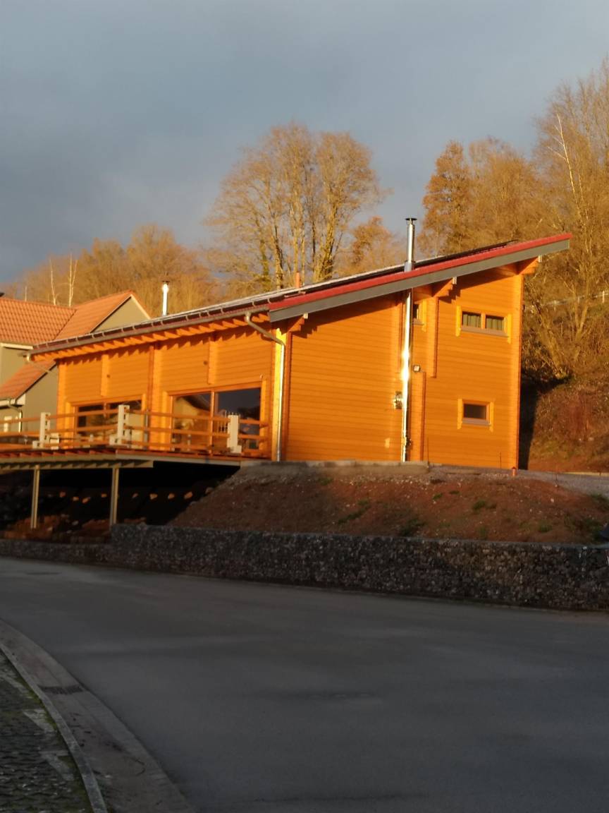 75 M² Ferienwohnung ∙ 2 Schlafzimmer ∙ 5 Gäste - Hauenstein