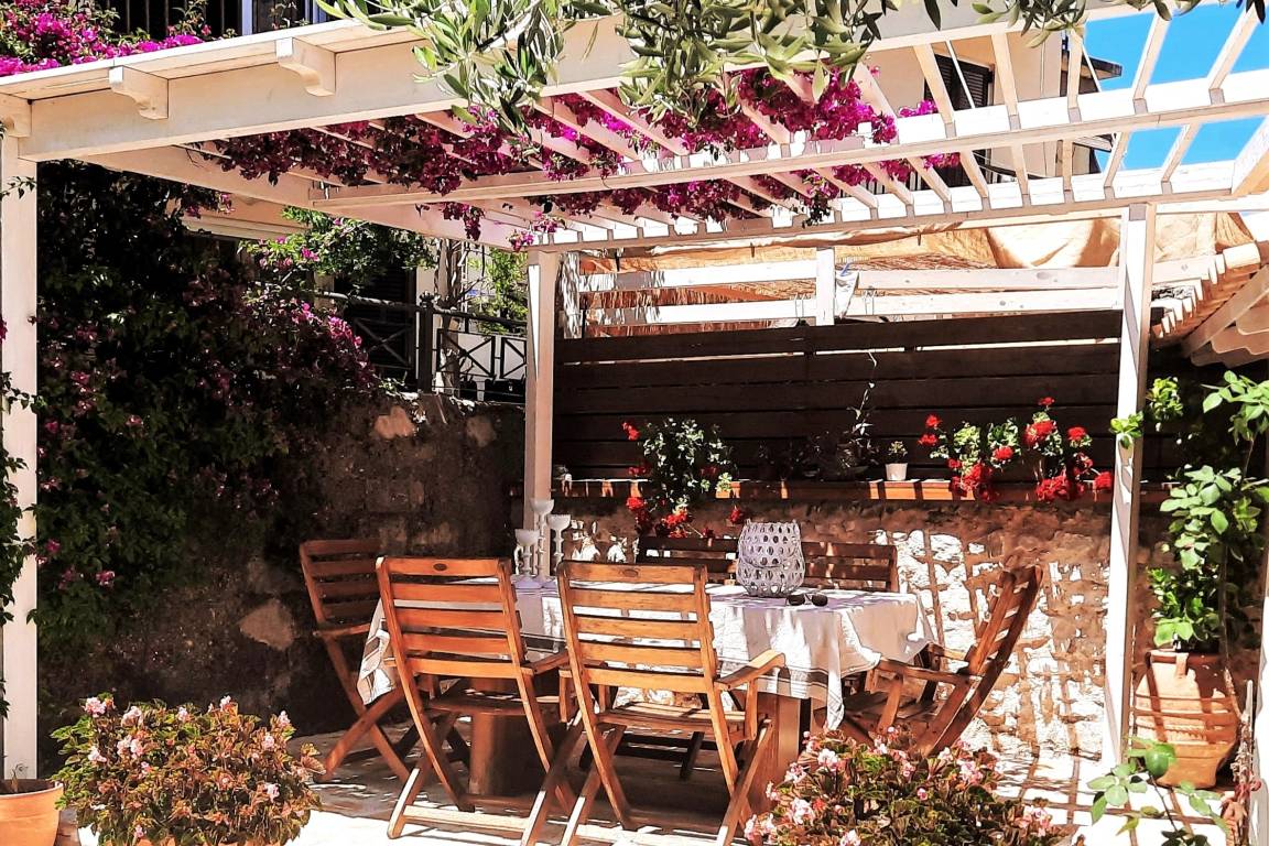 100 M² Ferienhaus ∙ 3 Schlafzimmer ∙ 6 Gäste - Corfu