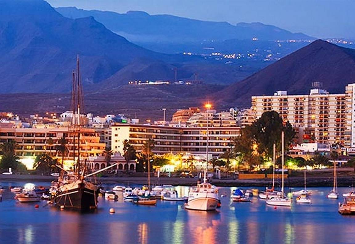 80 M² Apartamento ∙ 2 Habitaciones ∙ 7 Huéspedes - Los Cristianos