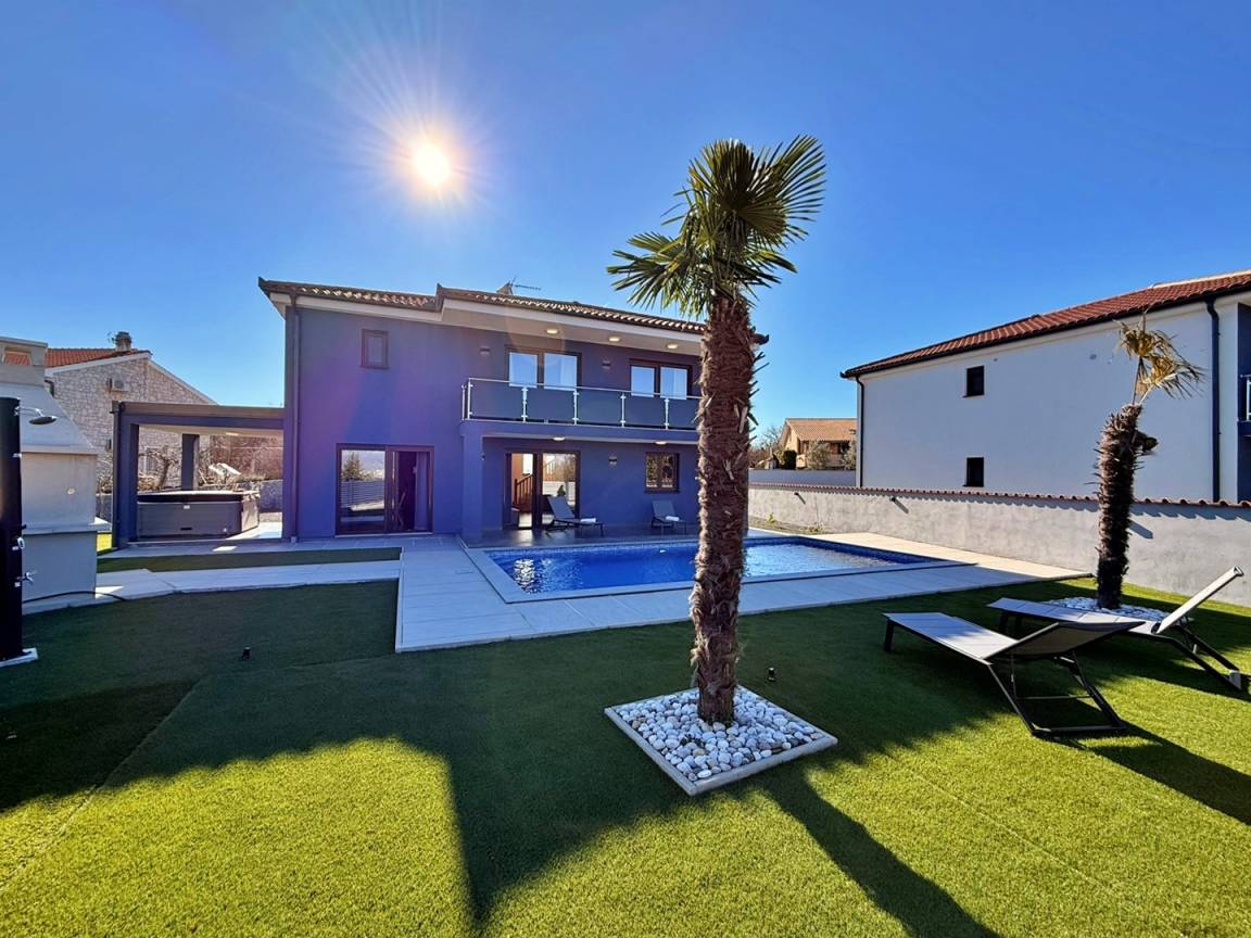 200 M² Maison De Vacances ∙ 4 Chambres ∙ 8 Personnes - Krk