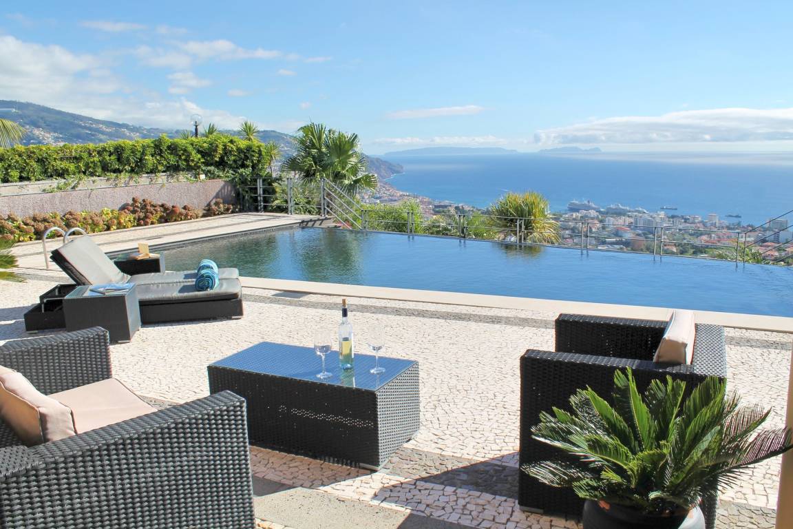 Villa ∙ 5 Habitaciones ∙ 12 Huéspedes - Madeira
