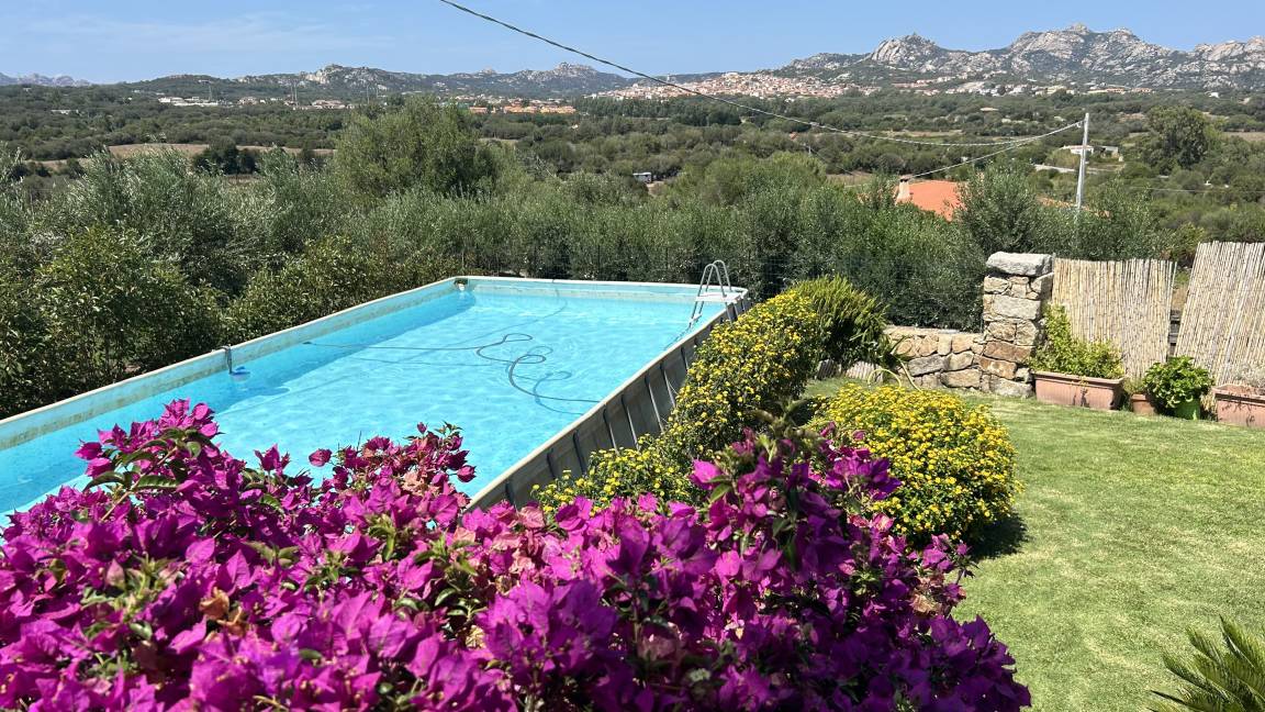 130 M² Ferienhaus ∙ 2 Schlafzimmer ∙ 8 Gäste - Arzachena