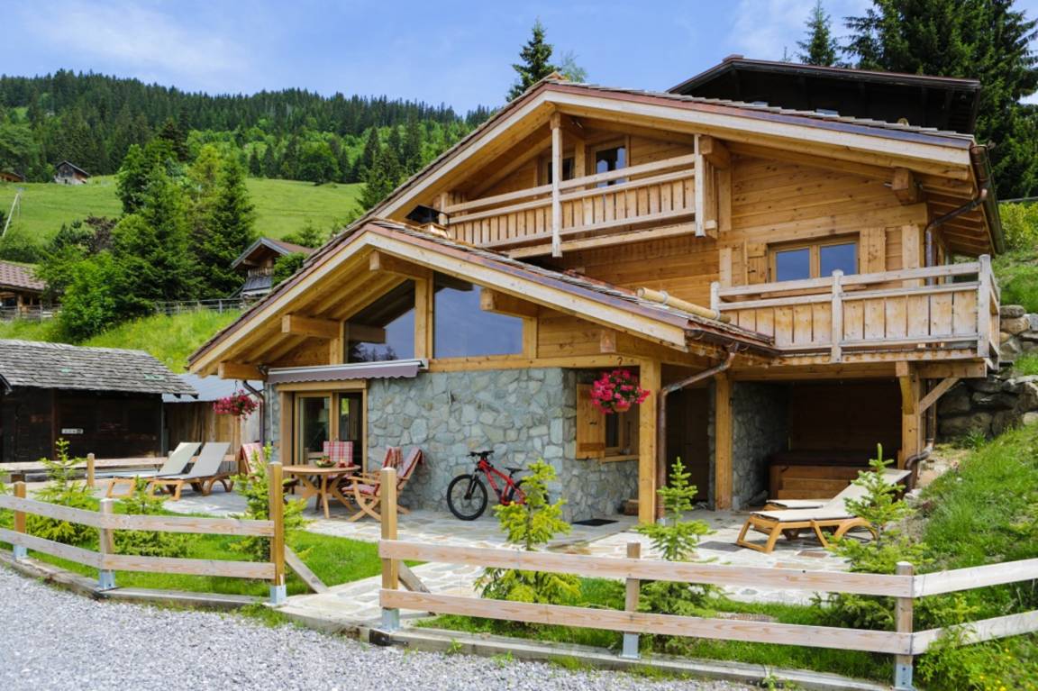 100 M² Chalet ∙ 2 Chambres ∙ 6 Personnes - Manigod