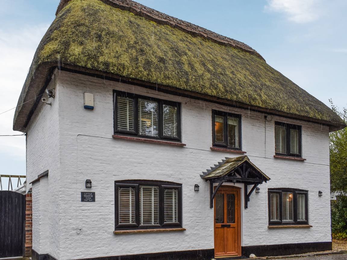 Cottage ∙ 3 Bedrooms ∙ 5 Guests - Bournemouth