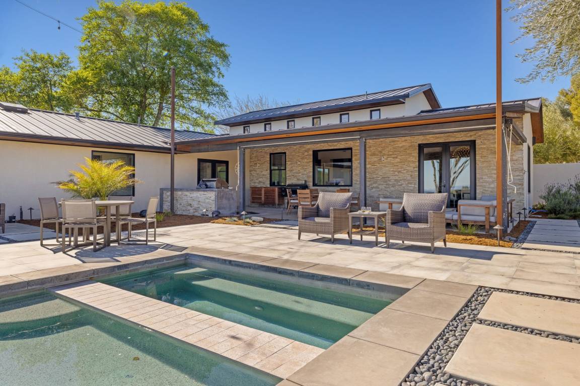 390 M² House ∙ 6 Bedrooms ∙ 16 Guests - Templeton, CA