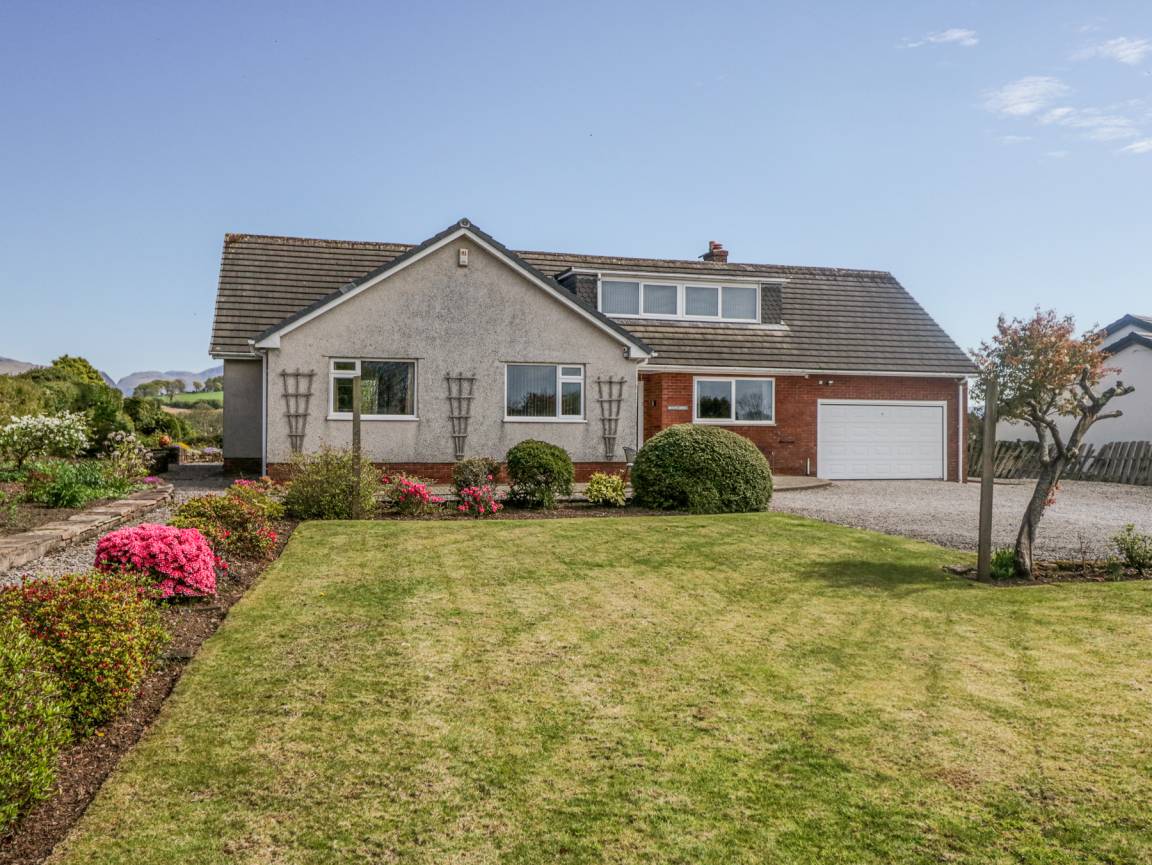 Cottage ∙ 4 Bedrooms ∙ 8 Guests - Saint Bees