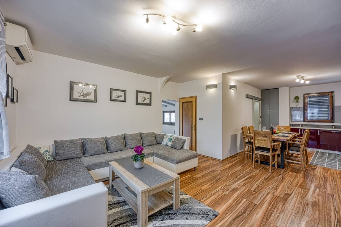 110 M² Appartement ∙ 3 Slaapkamers ∙ 6 Gasten - Rovinj