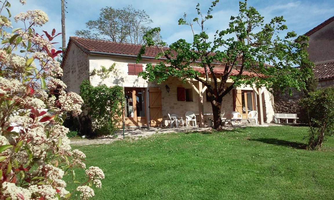 100 M² Maison De Vacances ∙ 2 Chambres ∙ 4 Personnes - Montcuq