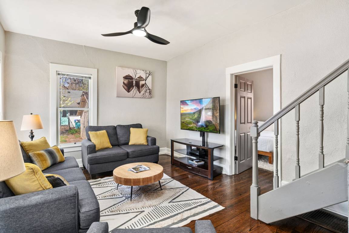 138 M² House ∙ 4 Bedrooms ∙ 9 Guests - Fort Collins, CO