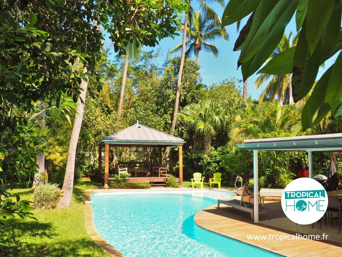 200 M² Villa ∙ 4 Chambres ∙ 10 Personnes - Saint-Gilles les Bains
