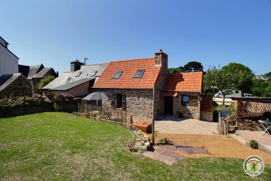 44 M² Gîte ∙ 2 Chambres ∙ 3 Personnes - Plougrescant