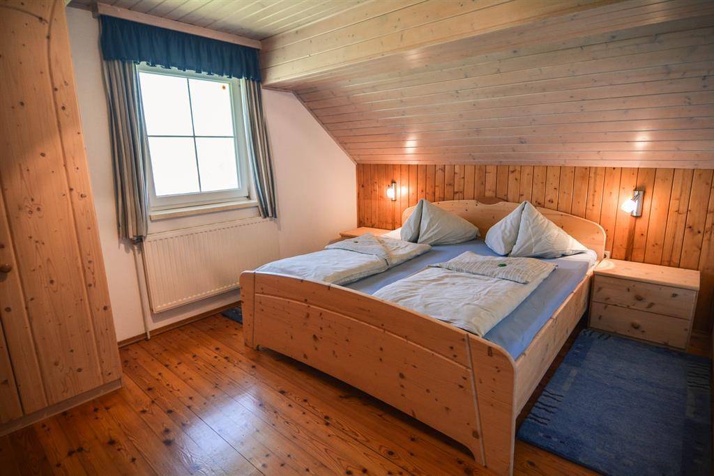 46 M² Ferienwohnung ∙ 2 Schlafzimmer ∙ 4 Gäste - Liezen