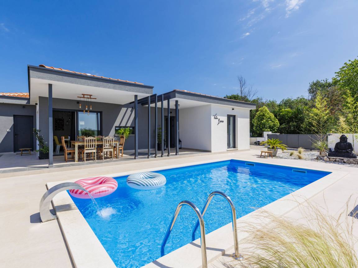 90 M² House ∙ 2 Bedrooms ∙ 4 Guests - Istria