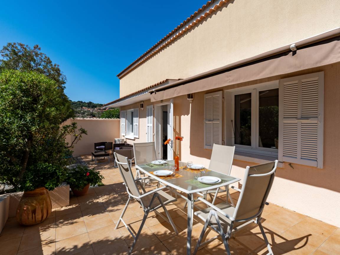 50 M² Appartement ∙ 2 Chambres ∙ 5 Personnes - Propriano