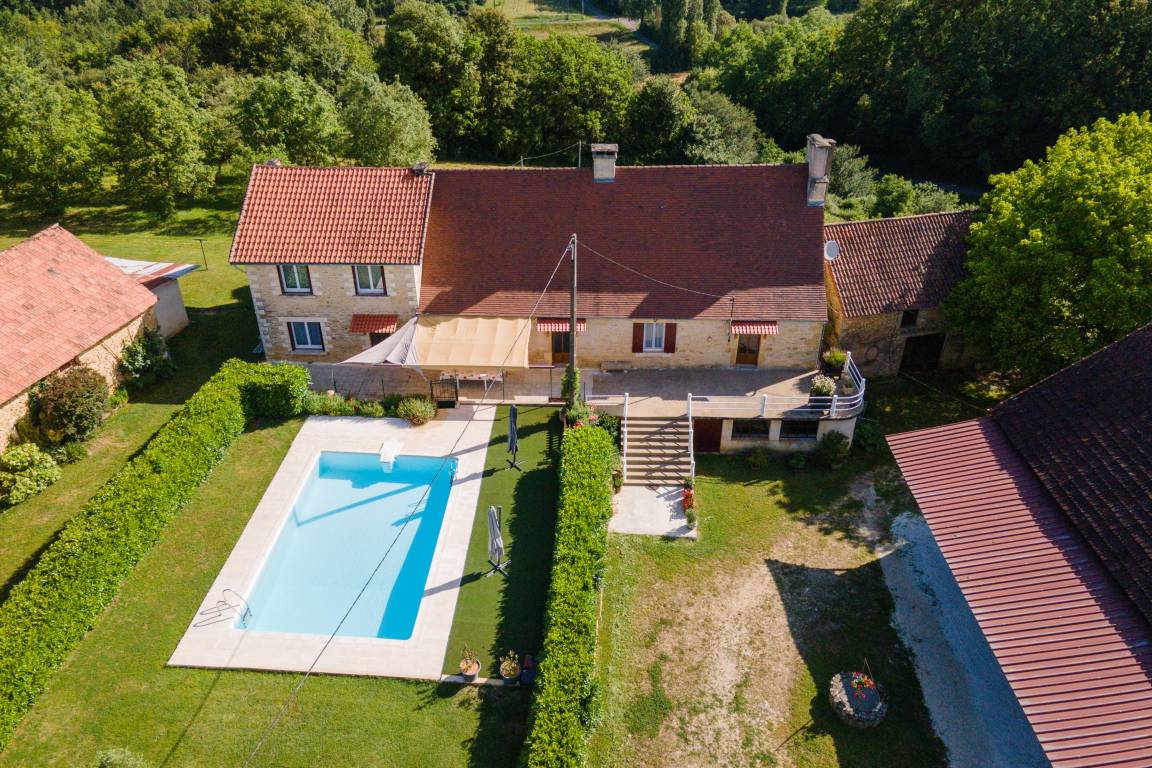 140 M² Maison De Vacances ∙ 5 Chambres ∙ 10 Personnes - Terrasson-Lavilledieu