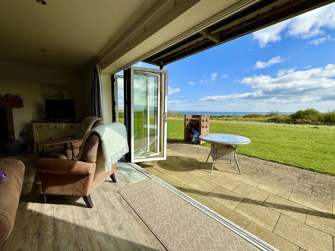 Cottage ∙ 4 Bedrooms ∙ 10 Guests - Filey