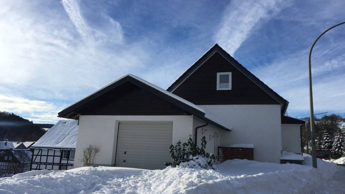 85 M² Maison De Vacances ∙ 3 Chambres ∙ 4 Personnes - Medebach