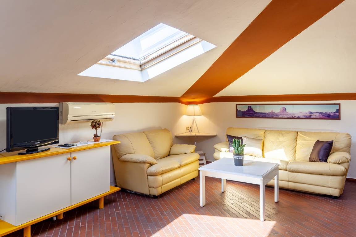 55 M² Apartment ∙ 1 Bedroom ∙ 4 Guests - Viareggio