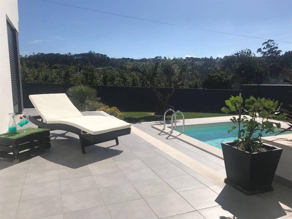 175 M² Vivenda ∙ 3 Quartos ∙ 8 Hóspedes - Maceira