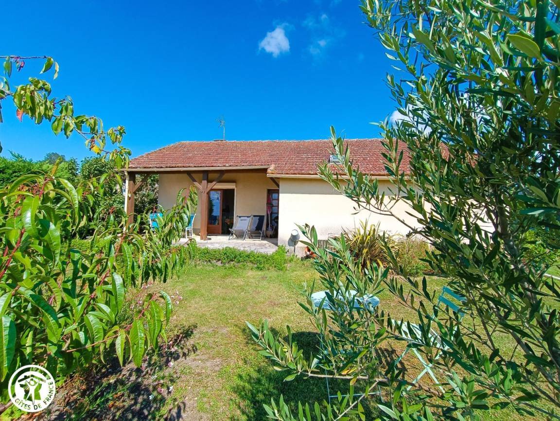 75 M² Gîte ∙ 2 Chambres ∙ 4 Personnes - Lot