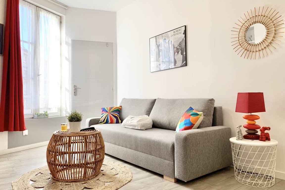28 M² Studio Flat ∙ 2 Guests - Grenoble