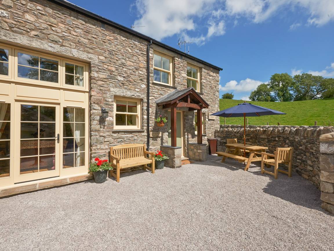 Cottage ∙ 3 Bedrooms ∙ 6 Guests - Kendal