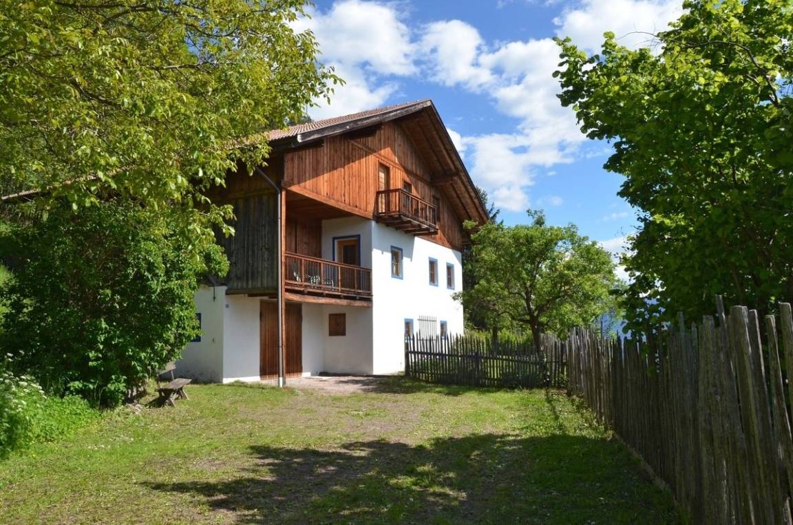 158 M² House ∙ 4 Bedrooms ∙ 8 Guests - Lana