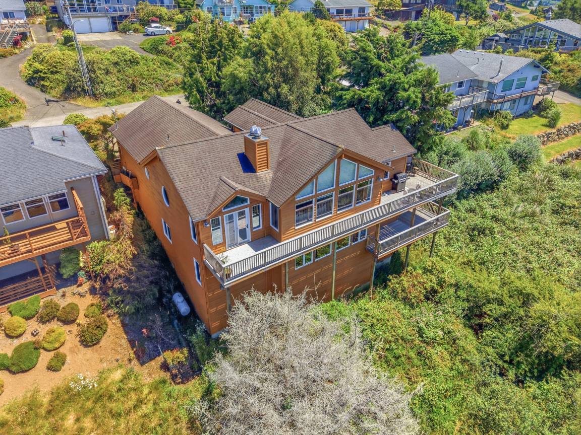 288 M² House ∙ 6 Bedrooms ∙ 10 Guests - Bob Straub State Park, Cloverdale