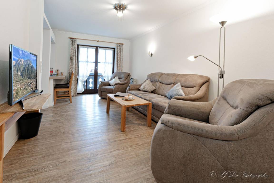 48 M² Ferienwohnung ∙ 2 Schlafzimmer ∙ 4 Gäste - Walchensee