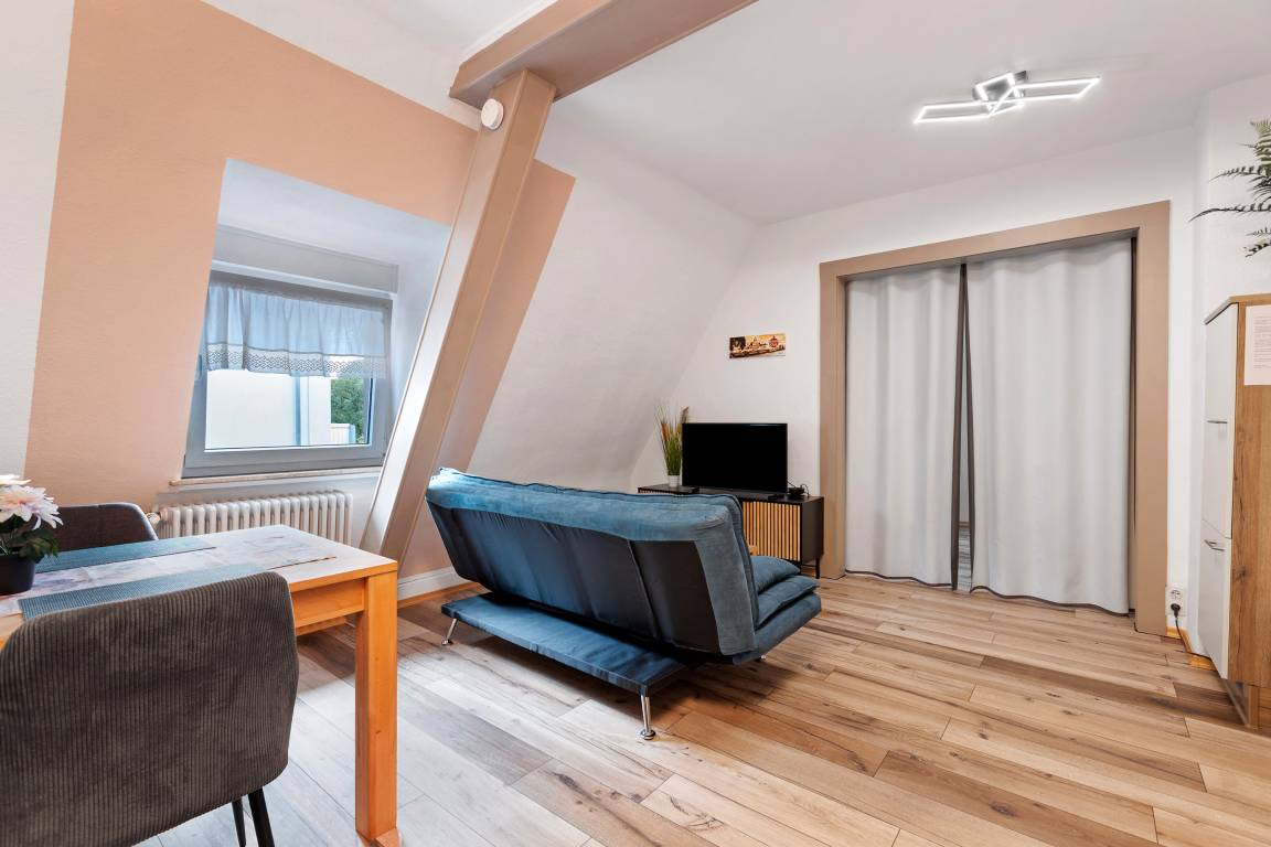 42 M² Ferienwohnung ∙ 1 Schlafzimmer ∙ 2 Gäste - Trossingen