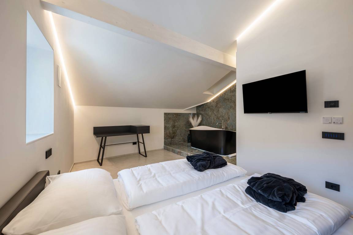 90 M² Apartamento ∙ 2 Habitaciones ∙ 6 Huéspedes - Bolzano