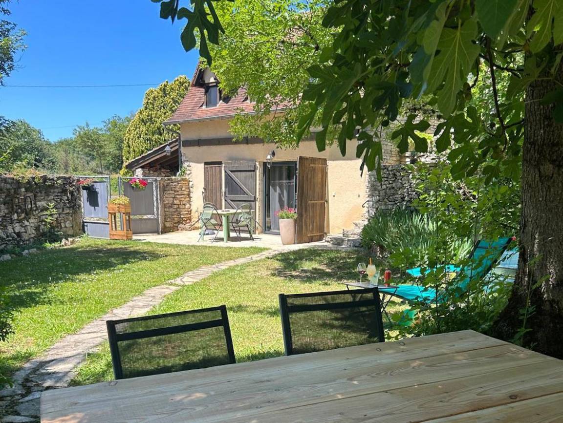 23 M² Gîte ∙ 1 Habitación ∙ 4 Huéspedes - Lot