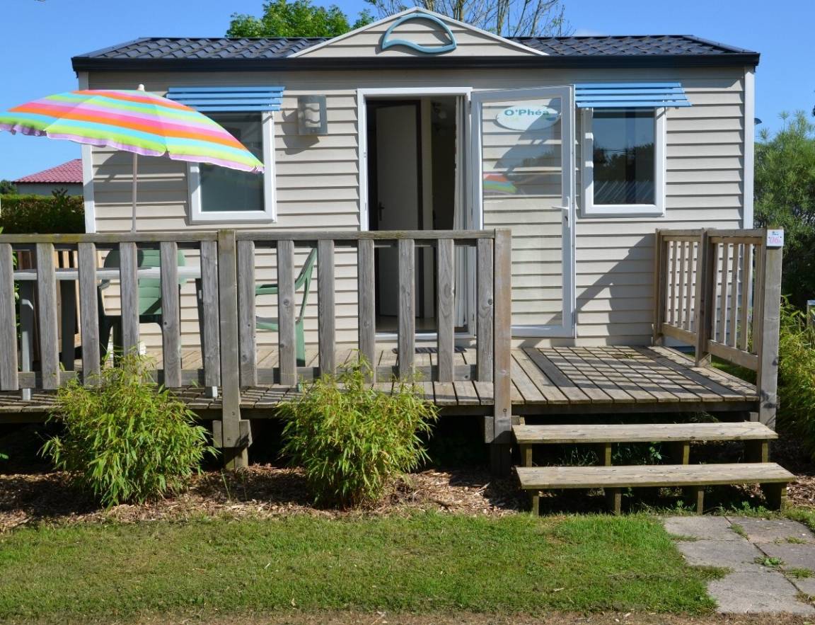 20 M² Camping ∙ 1 Chambre ∙ 2 Personnes - Aizenay