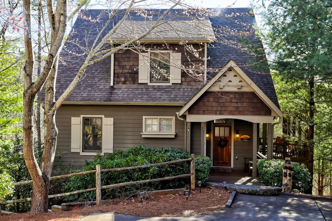 269 M² House ∙ 5 Bedrooms ∙ 10 Guests - Big Canoe, GA