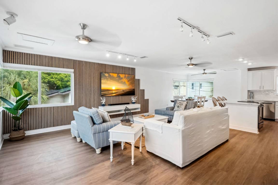 272 M² House ∙ 5 Bedrooms ∙ 11 Guests - St. Pete Beach, FL