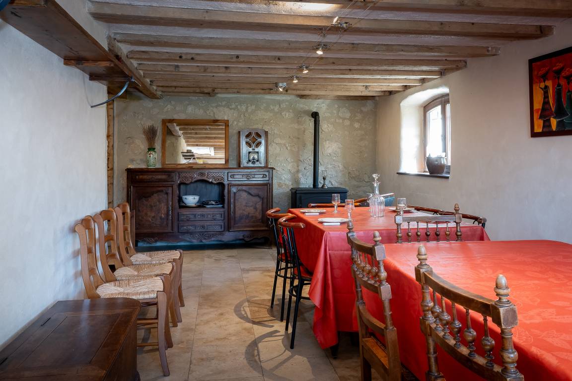 250 M² Cottage ∙ 5 Bedrooms ∙ 15 Guests - Alps