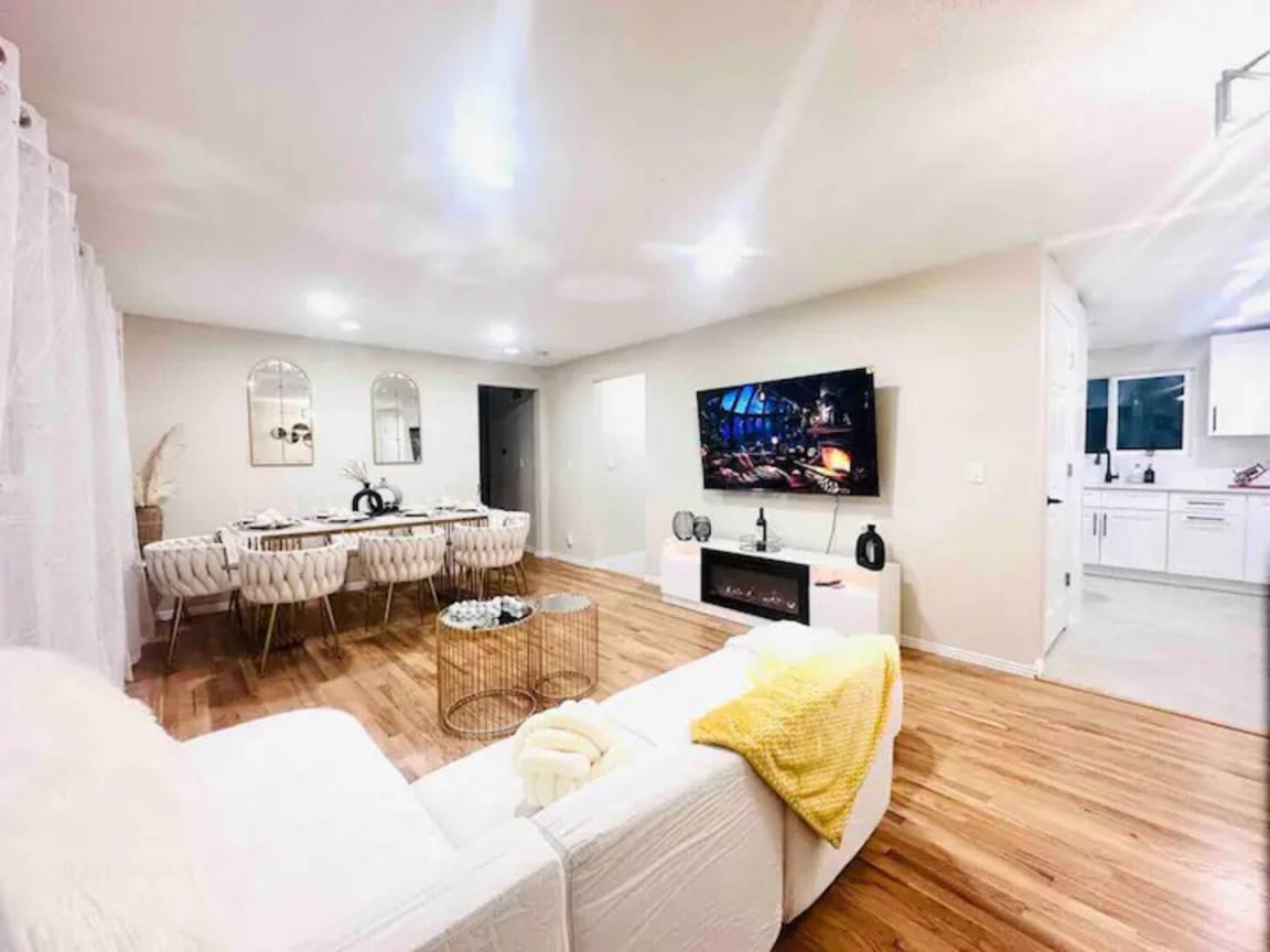 226 M² House ∙ 5 Bedrooms ∙ 12 Guests - Denver, CO