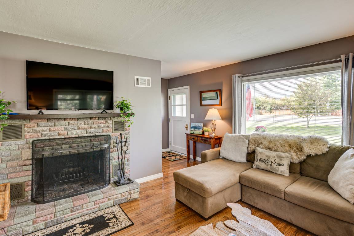 92 M² House ∙ 2 Bedrooms ∙ 6 Guests - Bozeman, MT