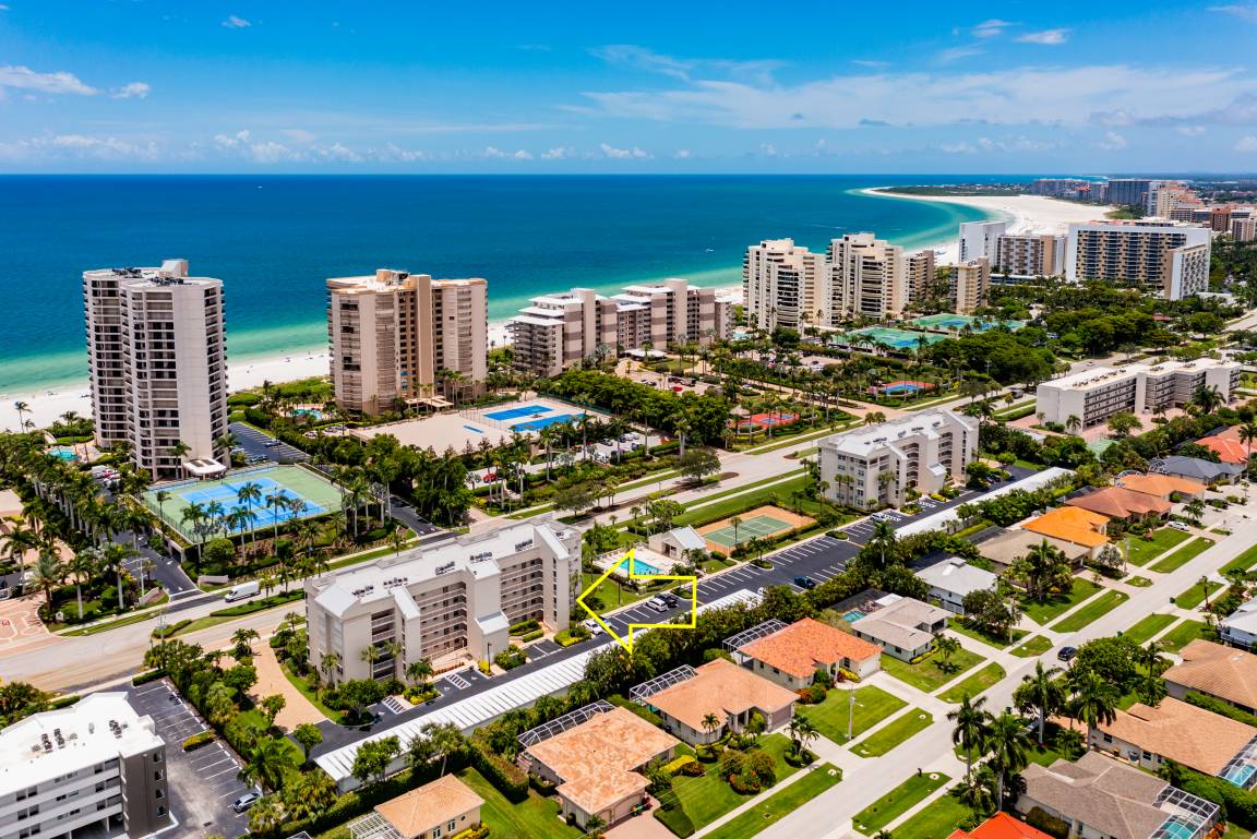 93 M² Condo ∙ 2 Bedrooms ∙ 4 Guests - Marco Island, FL