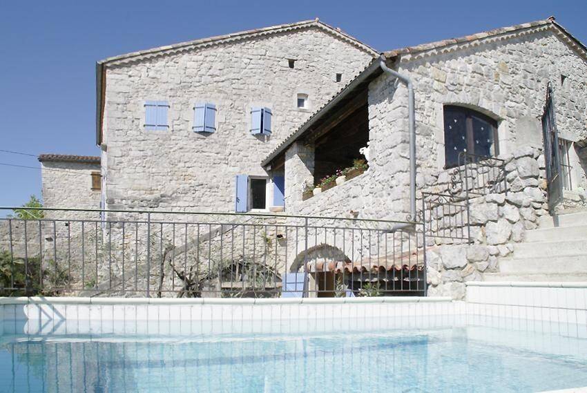 380 M² Maison De Vacances ∙ 8 Chambres ∙ 15 Personnes - Vallon-Pont-d'Arc