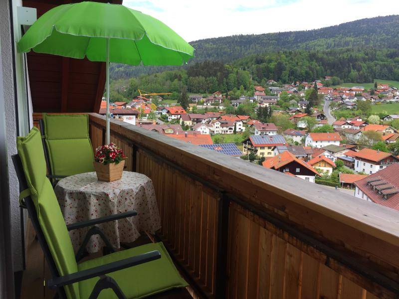 90 M² Appartement ∙ 2 Slaapkamers ∙ 4 Gasten - Bodenmais