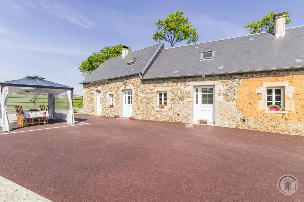 103 M² Gîte ∙ 3 Chambres ∙ 6 Personnes - Gouville-sur-Mer