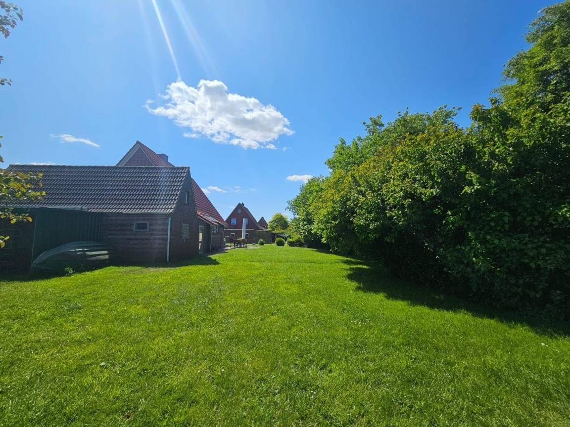 150 M² Ferienhaus ∙ 2 Schlafzimmer ∙ 4 Gäste - Hage