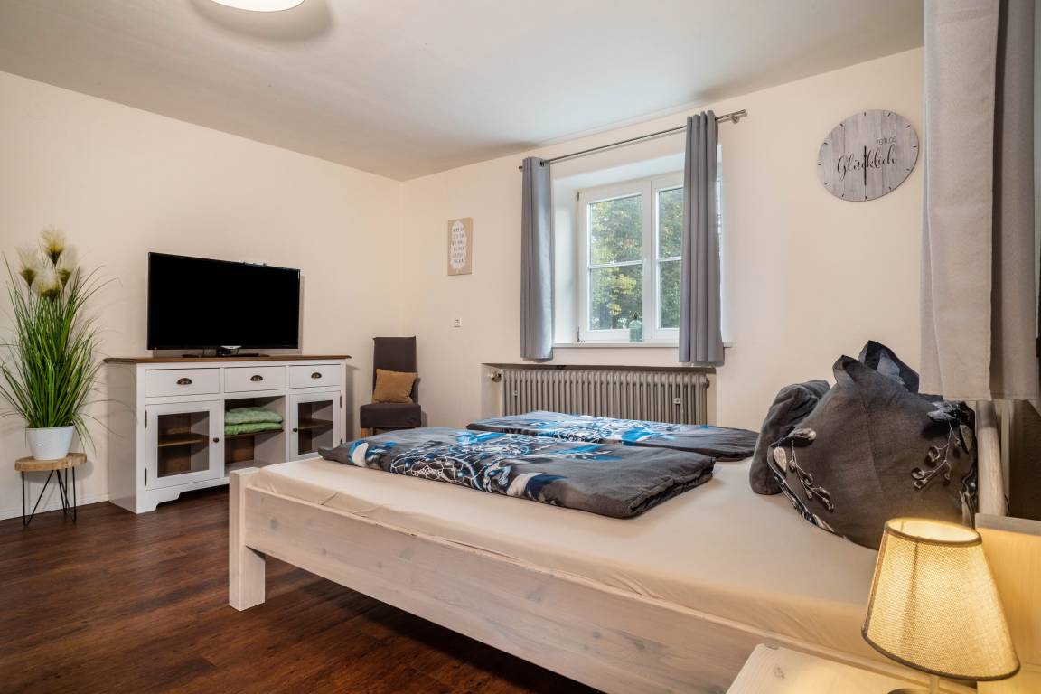 65 M² Ferienwohnung ∙ 2 Schlafzimmer ∙ 5 Gäste - Ravensburg