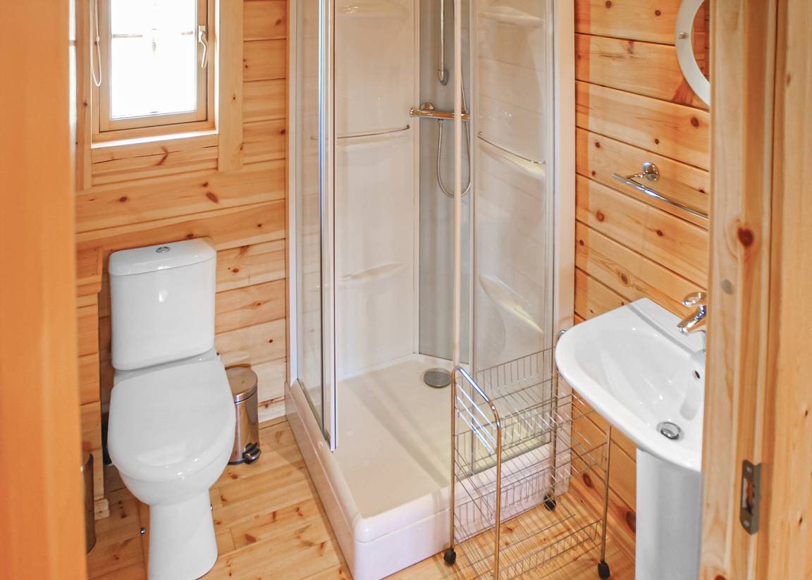 Chalet ∙ 2 Bedrooms ∙ 4 Guests - Yorkshire