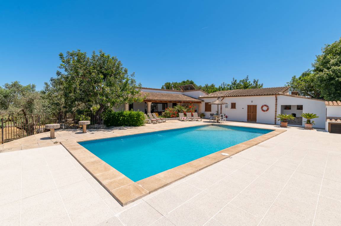 150 M² Villa ∙ 3 Bedrooms ∙ 6 Guests - Port de Pollença