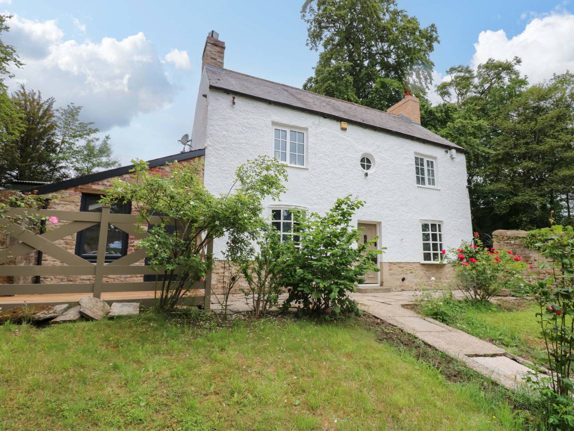 Cottage ∙ 4 Bedrooms ∙ 8 Guests - Northumberland